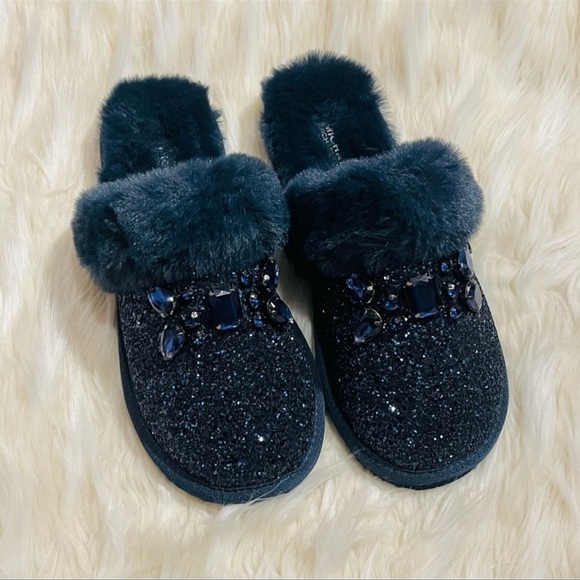Michael Kors | Shoes | New Michael Kors Slippers | Poshmark
